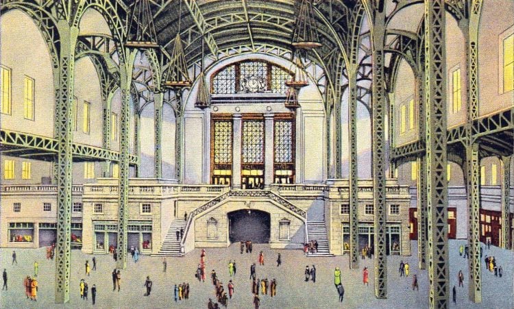 Old-fashioned train & travel etiquette: What passengers in the 1920s ...