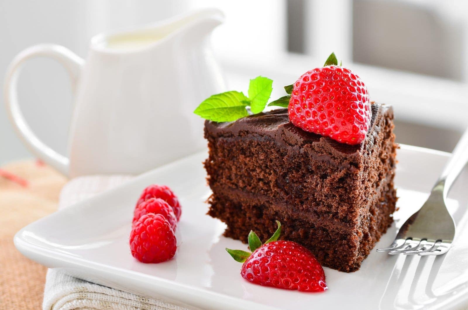 6 Chocolately Cake Frosting Recipes 1920 Click Americana 6-chocolately-cake-frosting-recipes-1920-click-americana