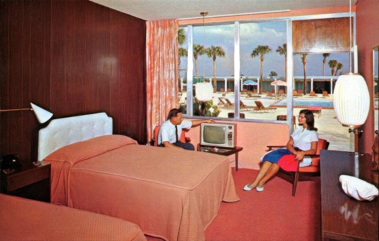 How do old hotel rooms compare to today's? Take a look back at 80 ...