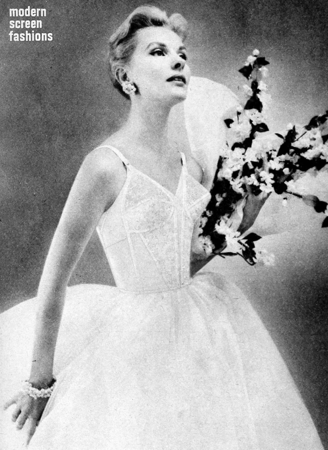 Crinolines & petticoat skirts were big style in the 1950s... and in the ...