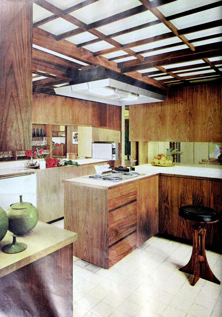 Is the vintage 50s & 60s-style kitchen pass-through window due for a ...