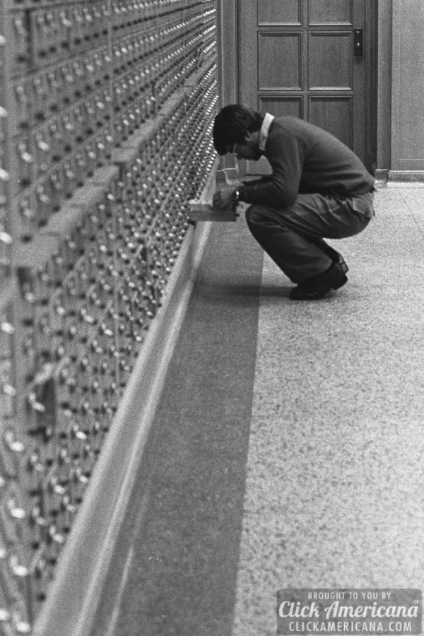 Vintage card catalogs: Still attracting bookworms with their old-school ...