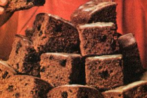 Remember Snackin' Cake - the '70s dessert you could mix, bake and serve ...