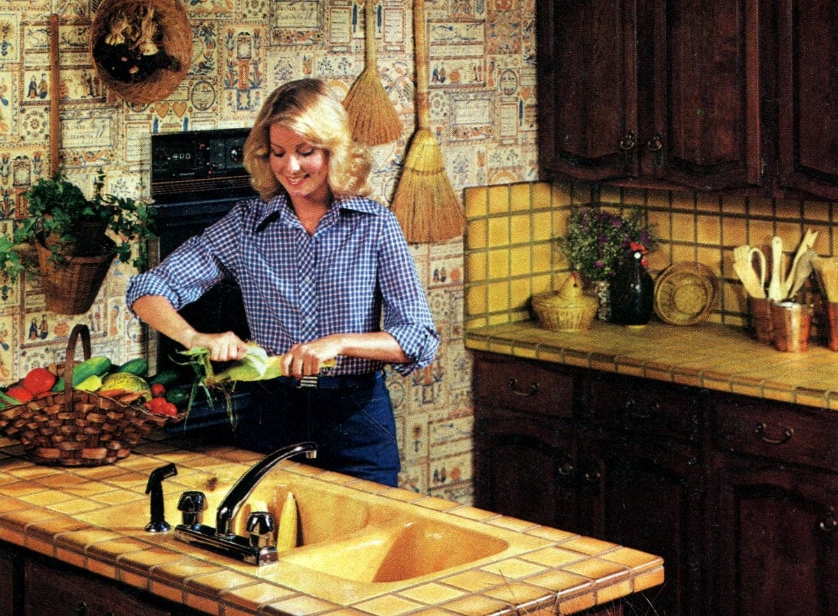 Vintage articles and more tagged '1982 ' at Click Americana