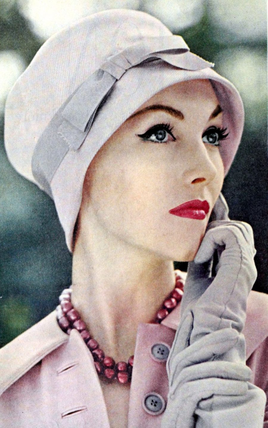 How to do bold 1950s eye makeup - brows, lashes, shadow & more - with ...