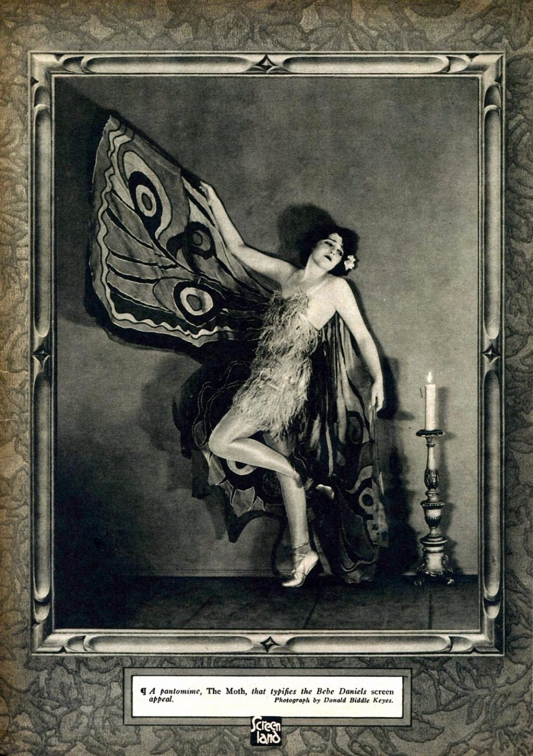 What is a flapper? Get the inside scoop on this popular 1920s term here ...