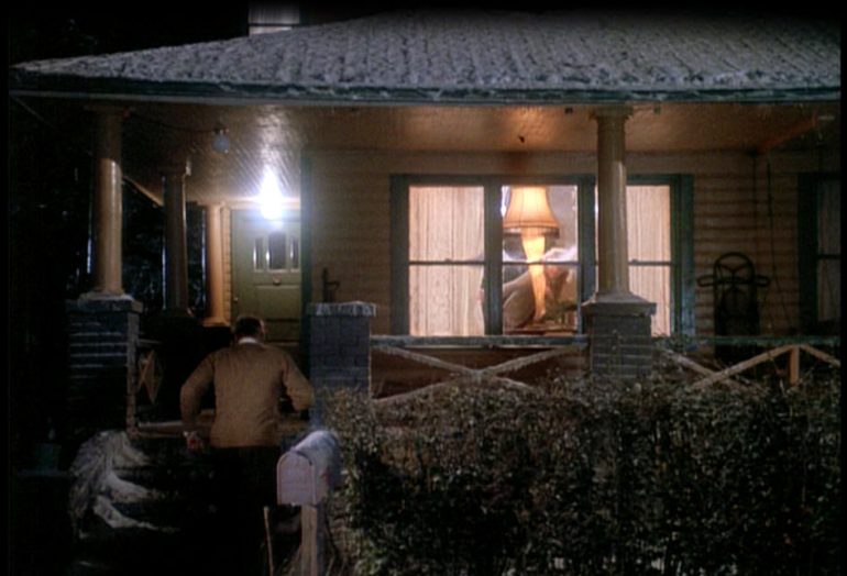 Revisit "A Christmas Story" - the cozy 80s movie that became a ...