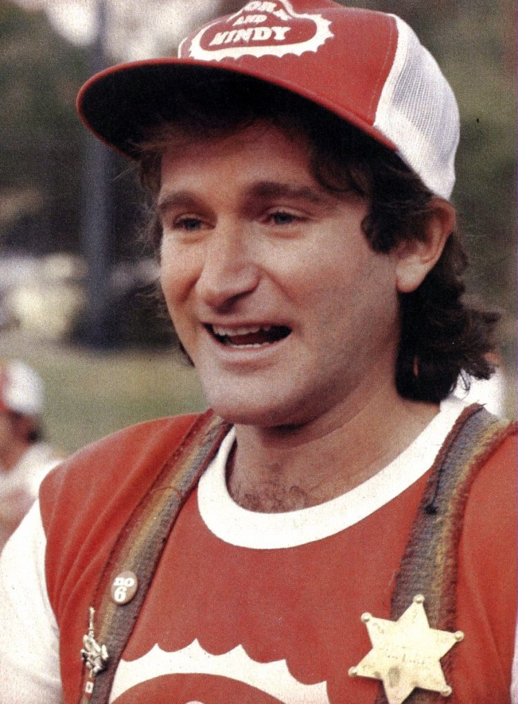 Mork & Mindy: About the TV show, the intro & Mork calling Orson (1978 ...