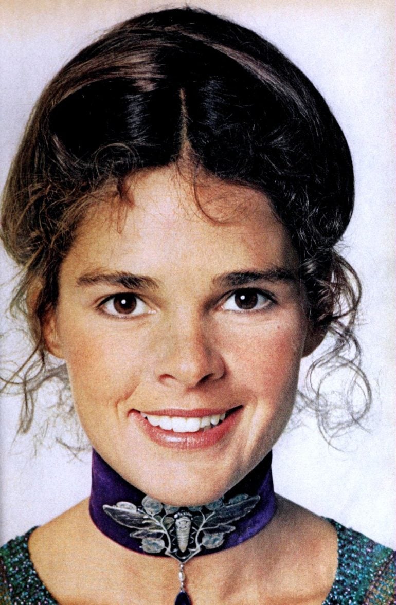 From model to movie star, Ali MacGraw was Hollywood's unstoppable ...