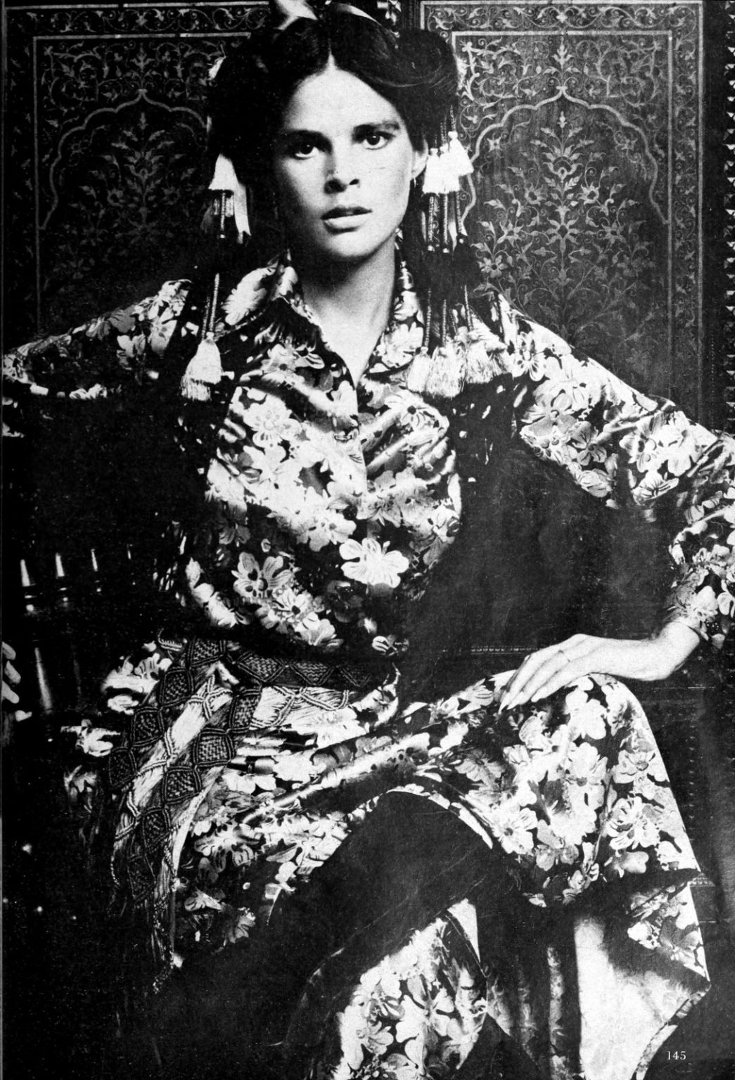 From model to movie star, Ali MacGraw was Hollywood's unstoppable ...