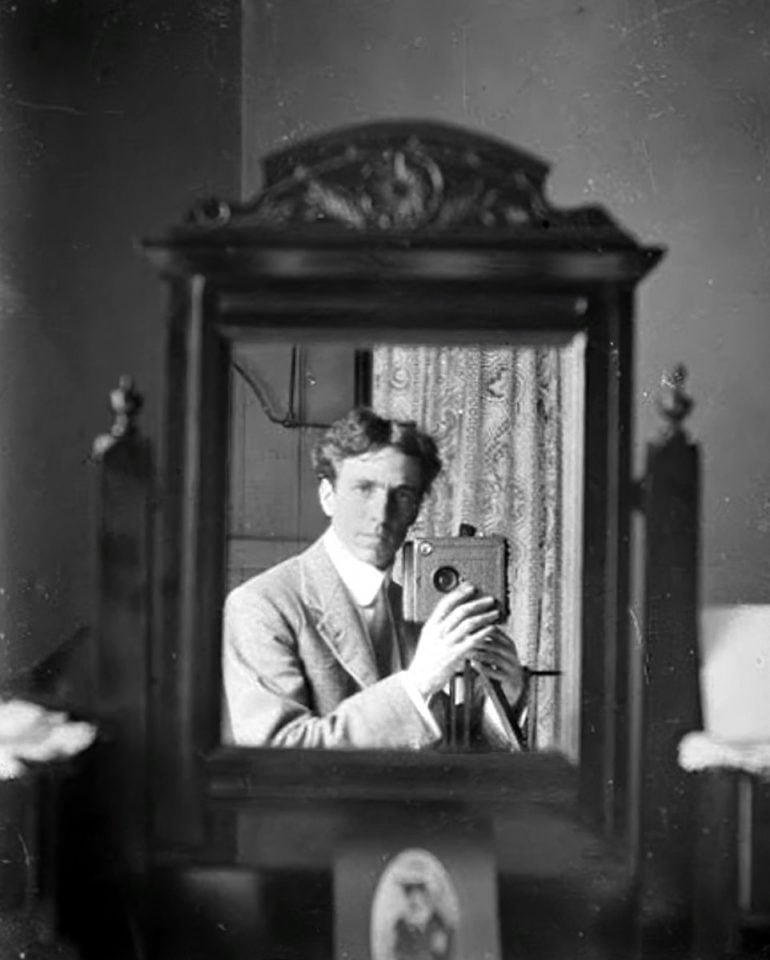 32 fascinating vintage selfies you probably have never seen - Click ...