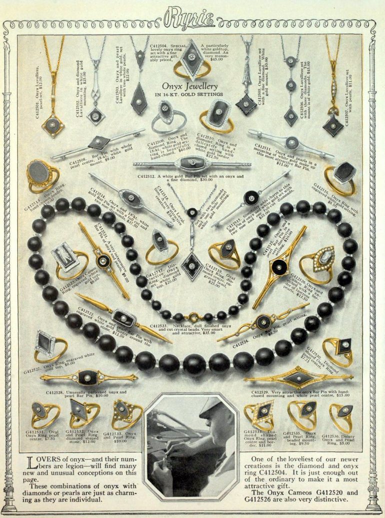 Antique jewelry: See old-fashioned rings, necklaces, bracelets & more ...