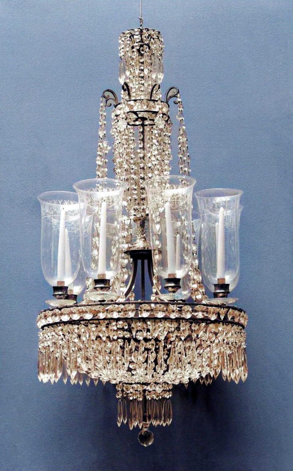 30+ stunning vintage crystal chandeliers: Sparkle this perfect never ...
