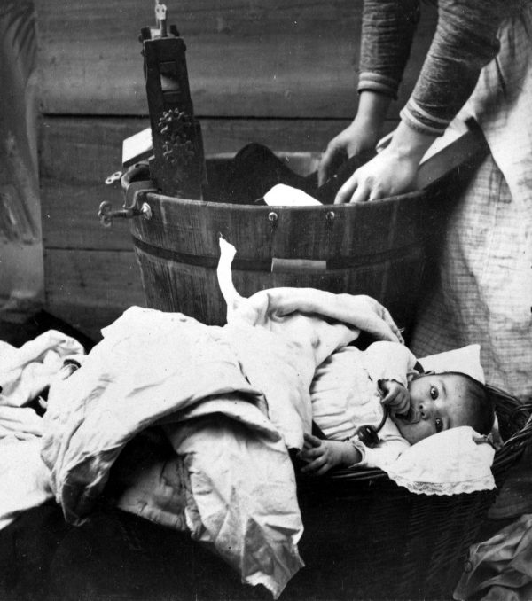 Washboards & the vintage laundry day grind: How resourceful Americans ...