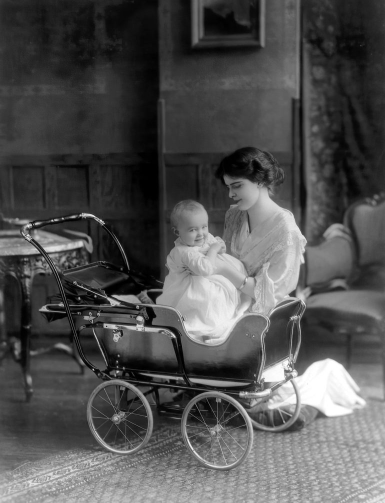 See how different antique baby carriages & old-fashioned strollers used ...