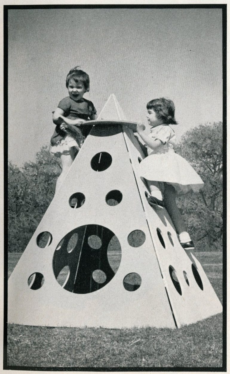 These vintage playhouses & forts from your childhood are beyond ...