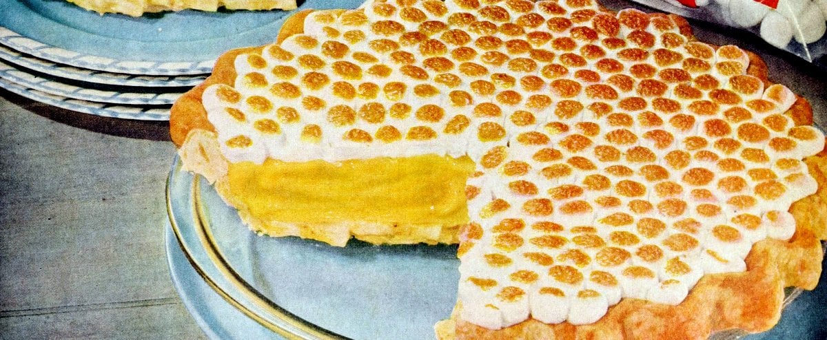 Banana-marshmallow pie recipe (1963) - Click Americana