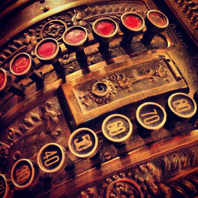 Old cash registers: How they were invented, plus see 20 vintage ...