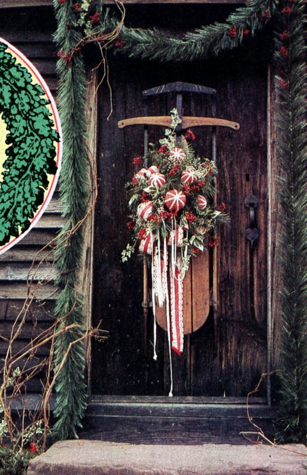 35 Christmas door decoration ideas & wreaths so you can celebrate the ...