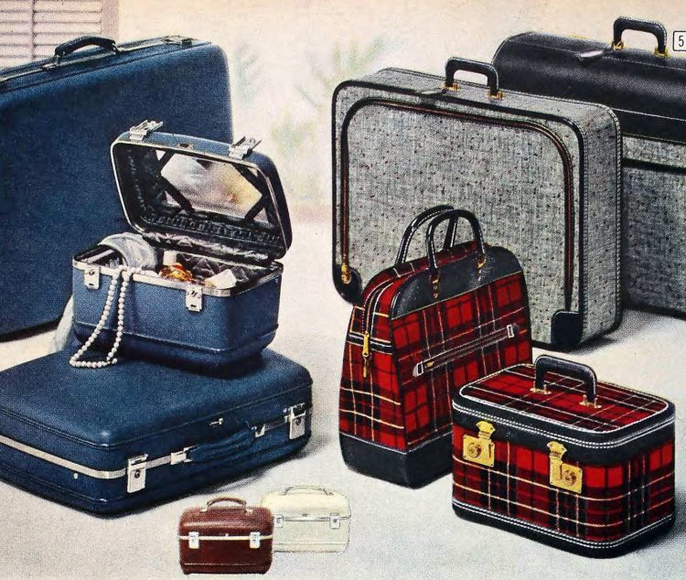 Vintage beauty cases & train cases: See luggage with fold-out trays ...