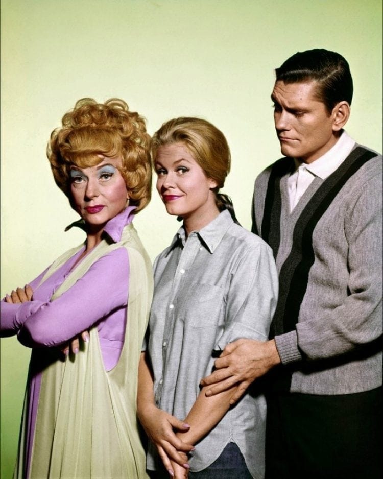 With a wiggle of Samantha's nose, Bewitched made TV magical - Click ...