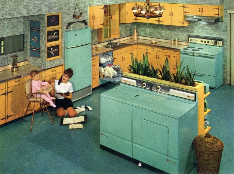 Old-fashioned family-centric kitchens from the '50s & '60s - Click ...