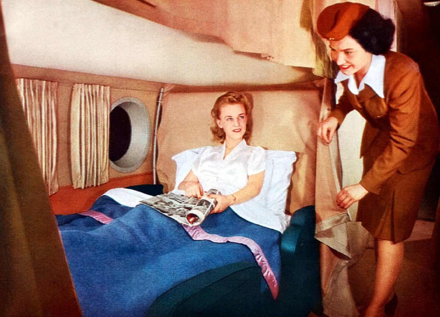 See what first class flights were like from the 1950s to the 1980s ...