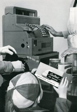 Retro cash registers amazed people by figuring out exact change! (1950s ...