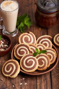 Classic chocolate pinwheel cookies are a fun & pretty treat - Click ...