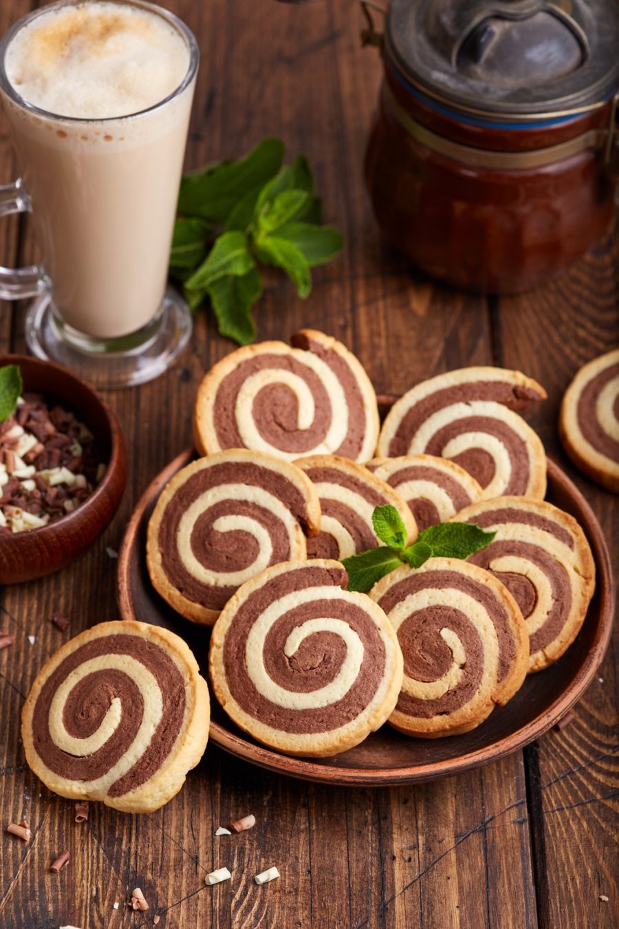 Classic chocolate pinwheel cookies are a fun & pretty treat - Click ...