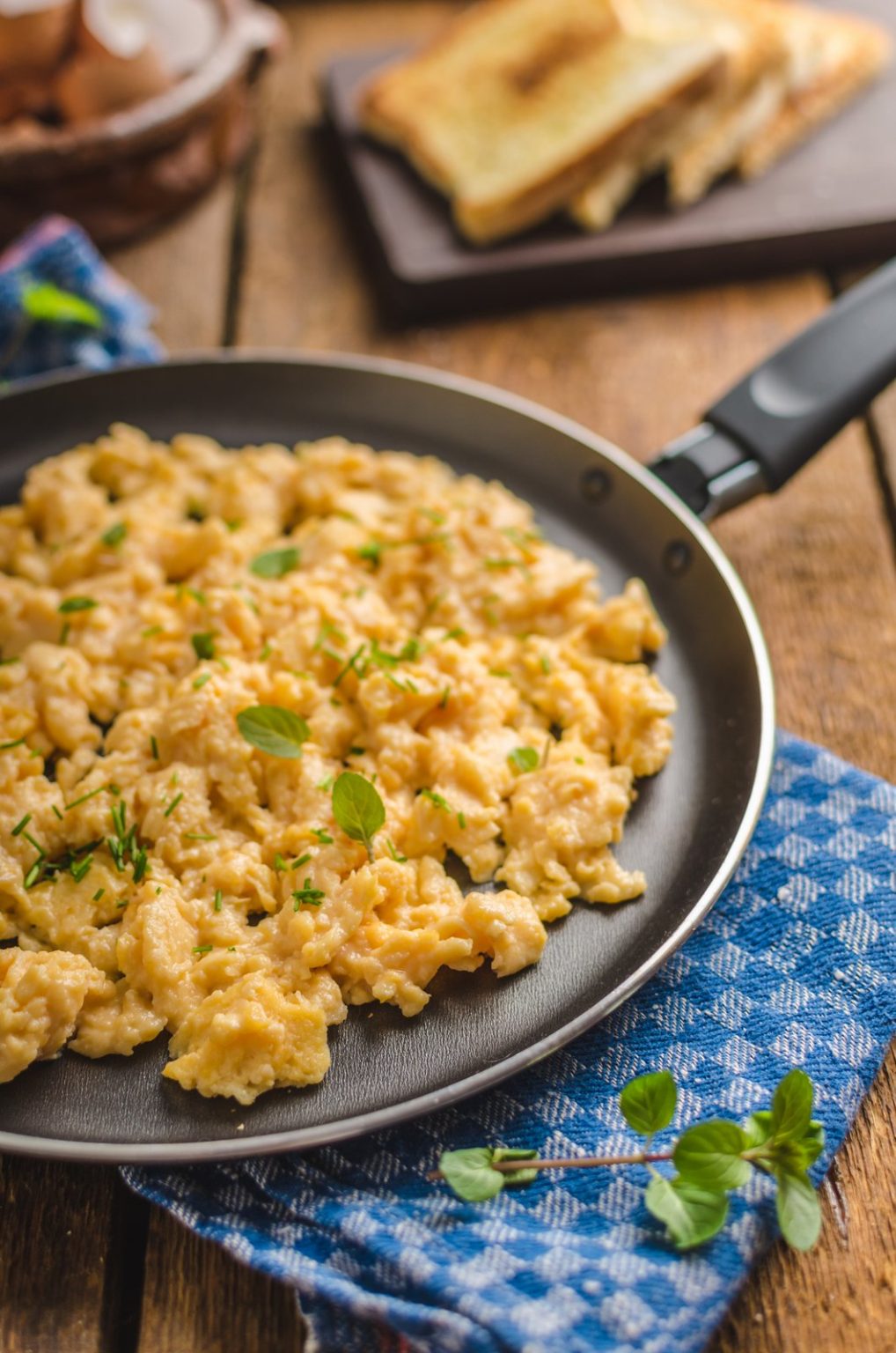 Campbelled eggs: 5 recipes for scrambled eggs seasoned with soup ...