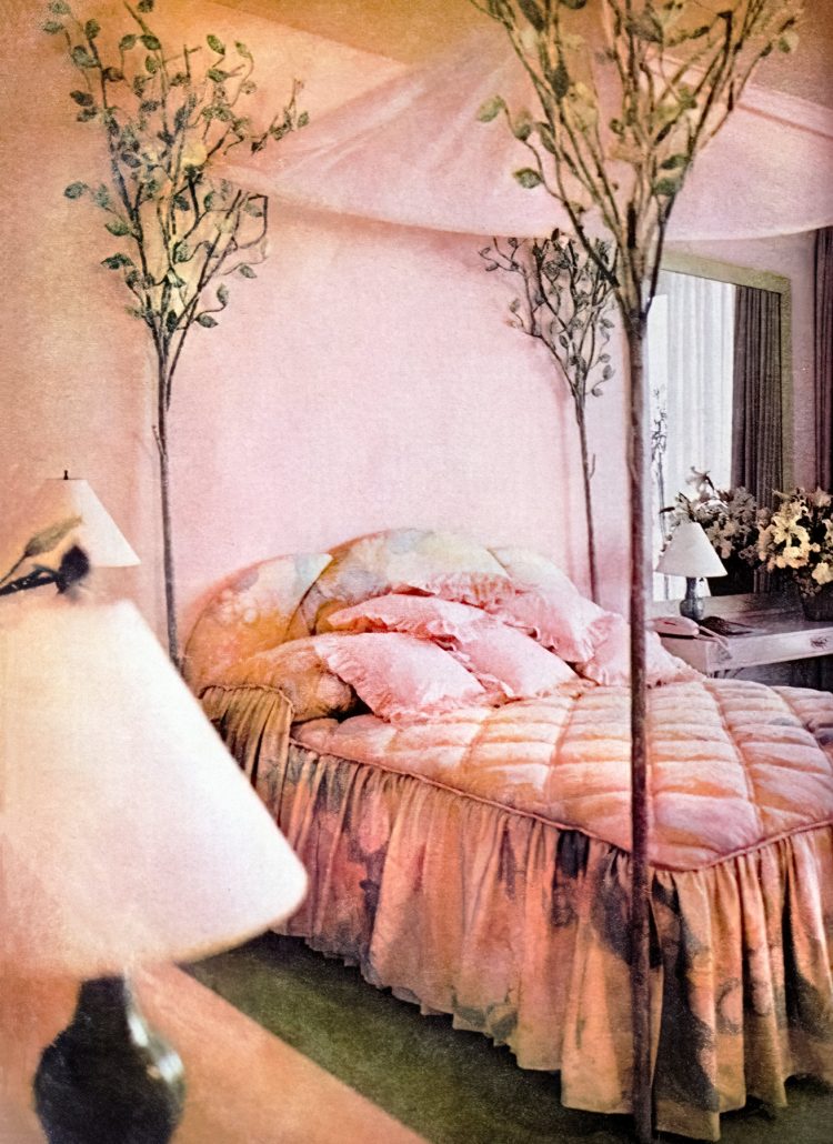 A hot pink, red & orange animal print made this tiny bedroom bright ...