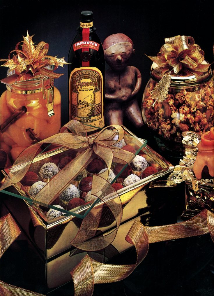 Chocolates, caramel popcorn, date-nut loaf & other vintage holiday ...