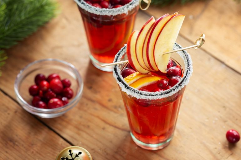 17 old-fashioned hot punch recipes for the holidays to warm your winter ...