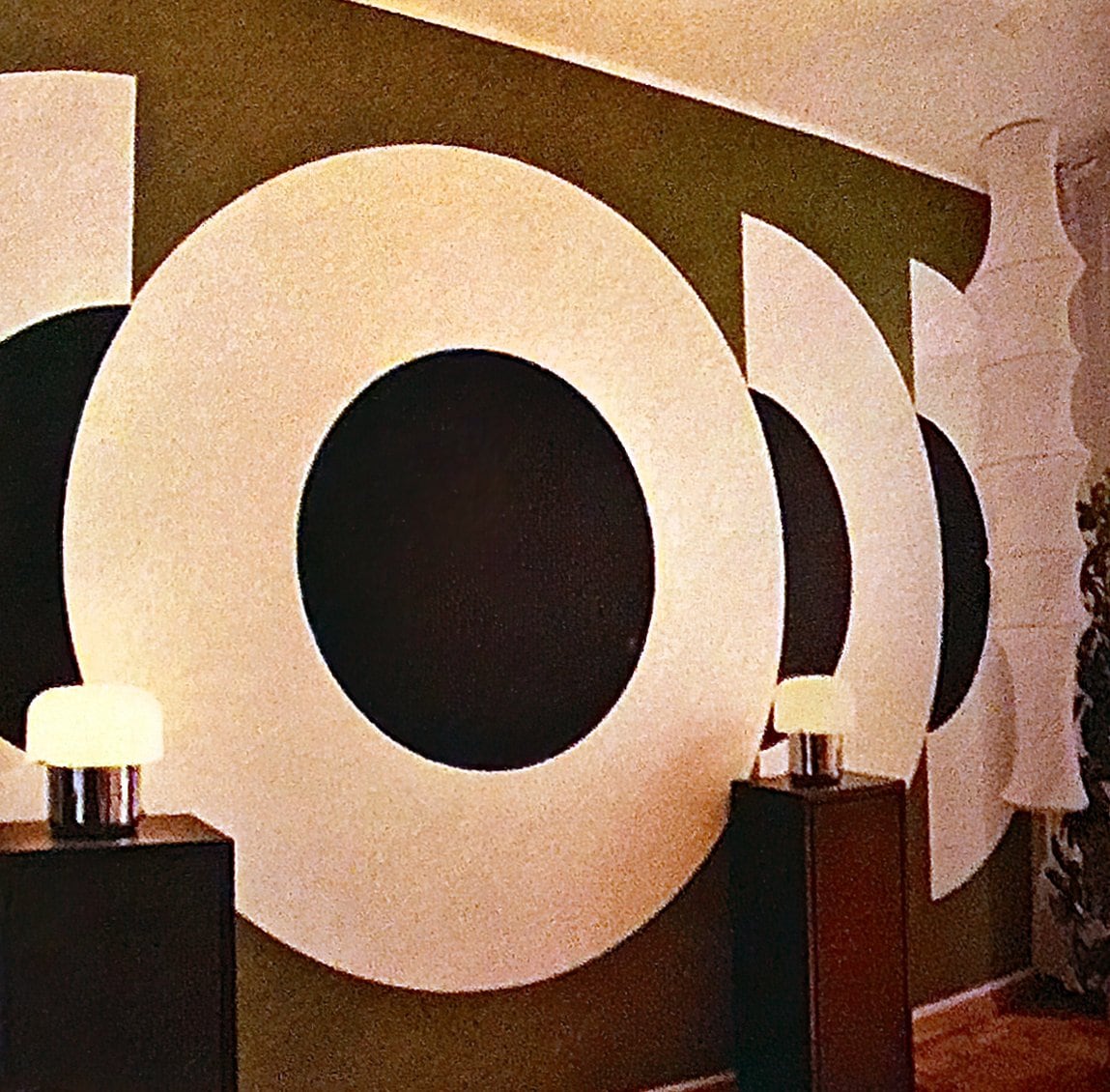 Supergraphics are ready for their comeback! Get vintage decor ...