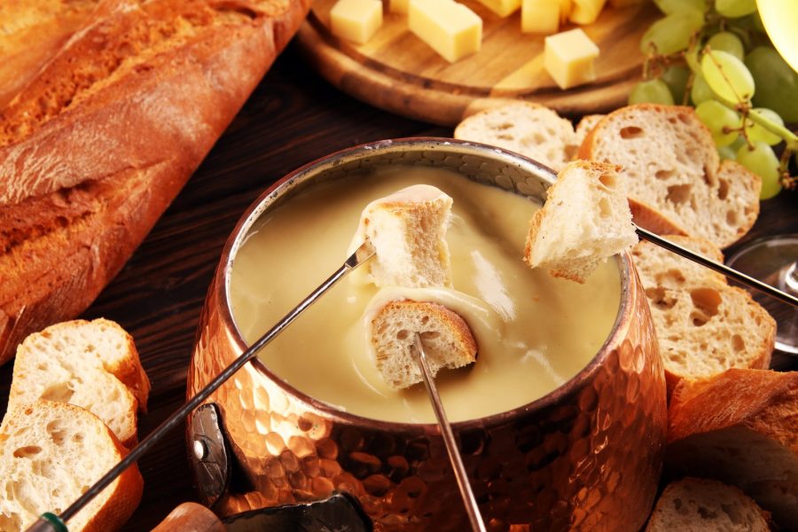 Easy fondue recipe fun! Here's how to party like it's 1969 - Click ...