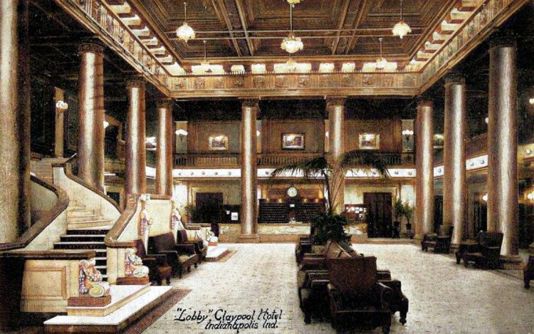 The dazzling lobbies of these 22 historical hotels will take your ...