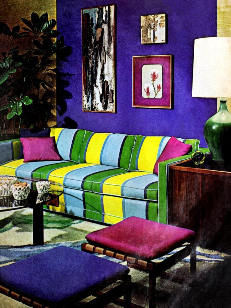 A gray 1940s living room looked lively with splashes of jade & red ...