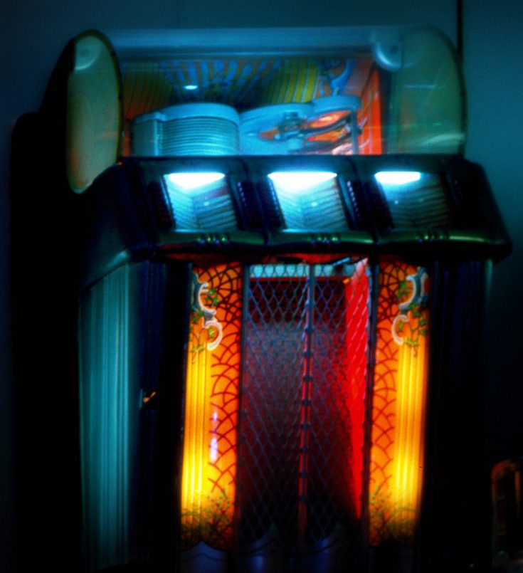 See 20 vintage jukeboxes, including Classic Rock-Ola & Wurlitzer ...