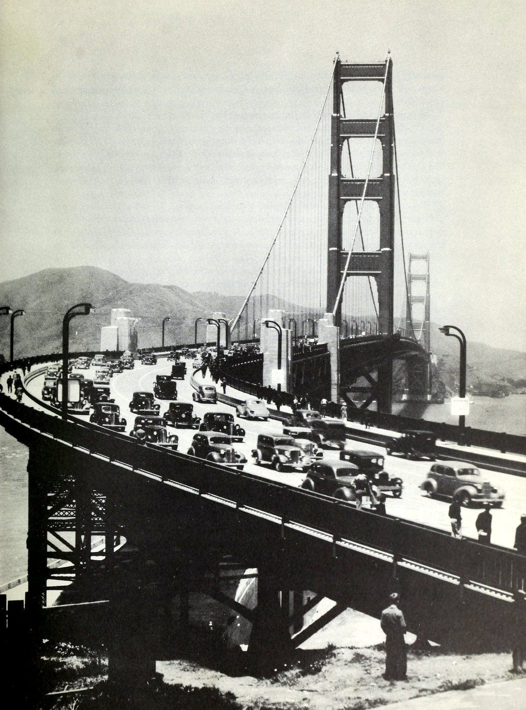 How was the Golden Gate Bridge built? Find out here, plus see photos of ...