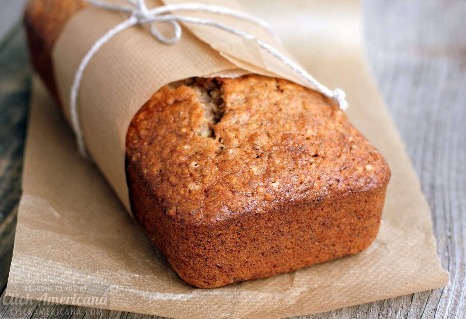 Classic country banana bread recipe (1985) - Click Americana
