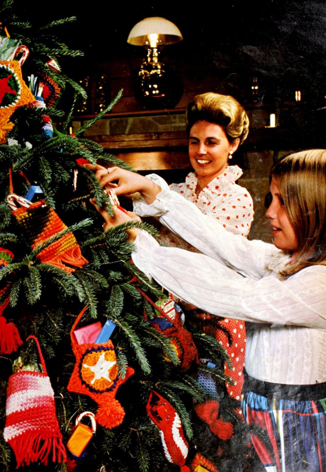 Christmas trees in the 70s: See 55 fun, flashy & whimsical trends we ...