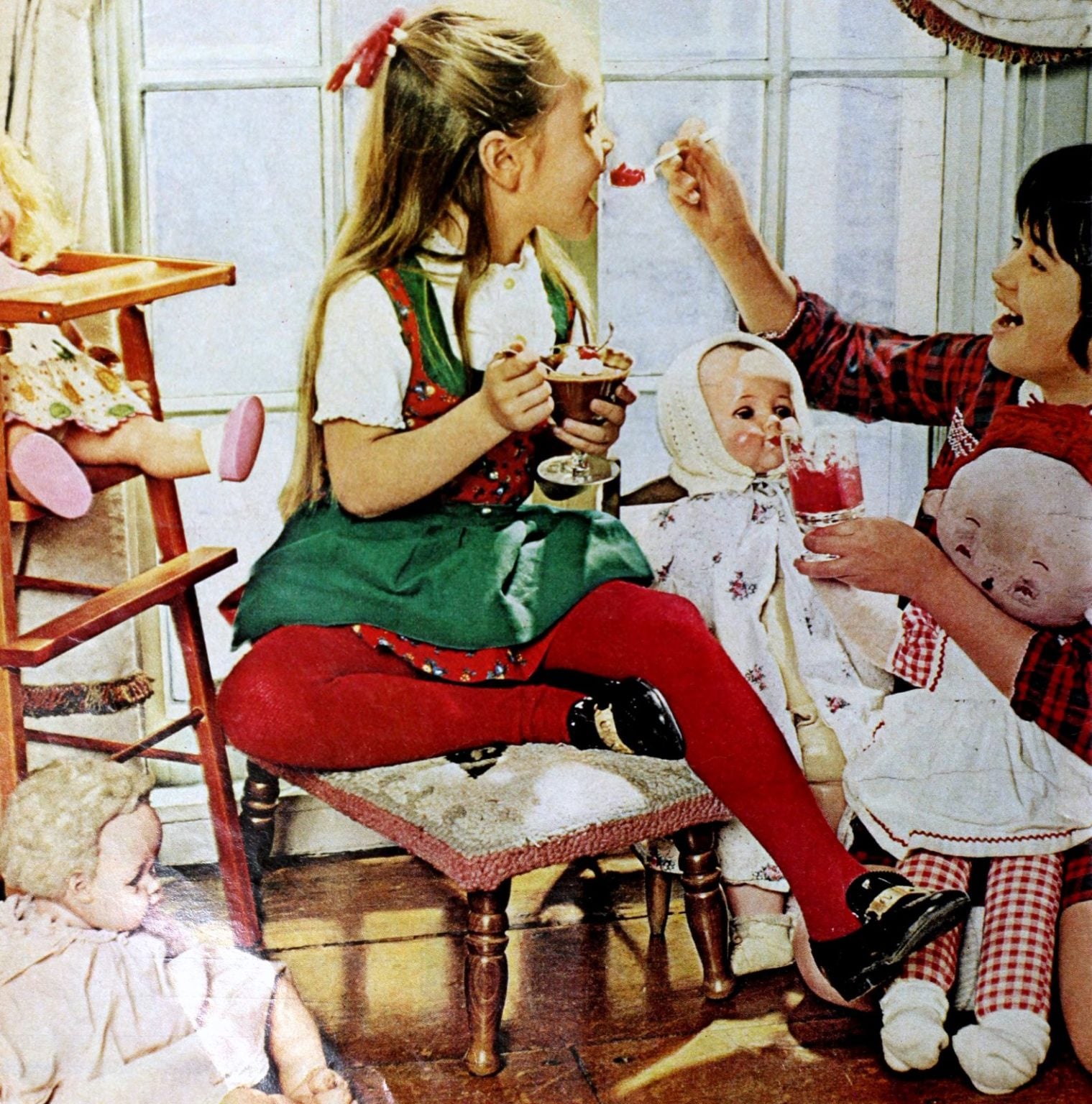 Adorable vintage Christmas dresses for little girls from the 1960s ...