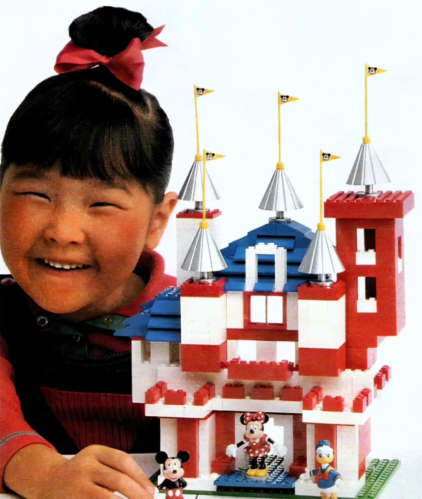 Vintage LEGO toys built the foundation of our childhood fun, brick by ...