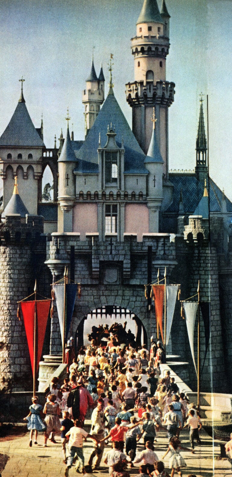 See vintage Disneyland photos from its opening that capture the magic ...