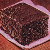 6 dessert recipes made with Duncan Hines cake mix (1978) - Click Americana