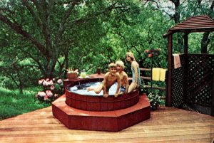 Jacuzzis & hot tubs: Backyard hot tub & spa styles from the 70s & 80s ...