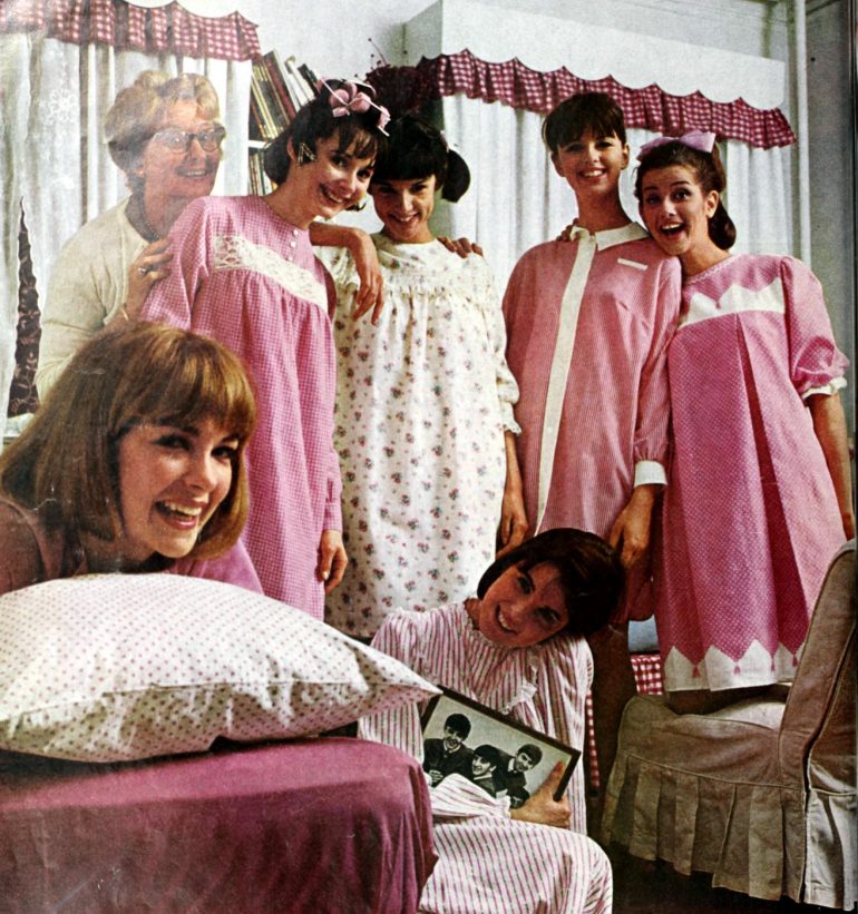 Popular teen fashions by decade: How clothes told your entire high ...