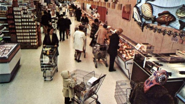 100 snapshots of 1970s supermarkets: Vintage vibes & prices we can only ...