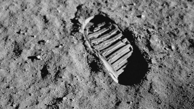When man first walked on the moon in 1969: What happened and when ...